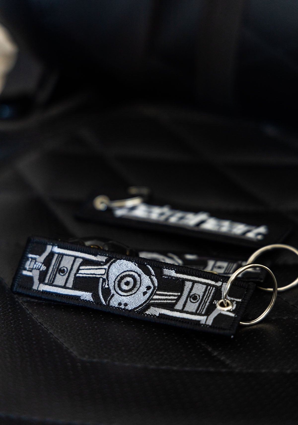 Petrolheart - BOXER | KEYCHAIN